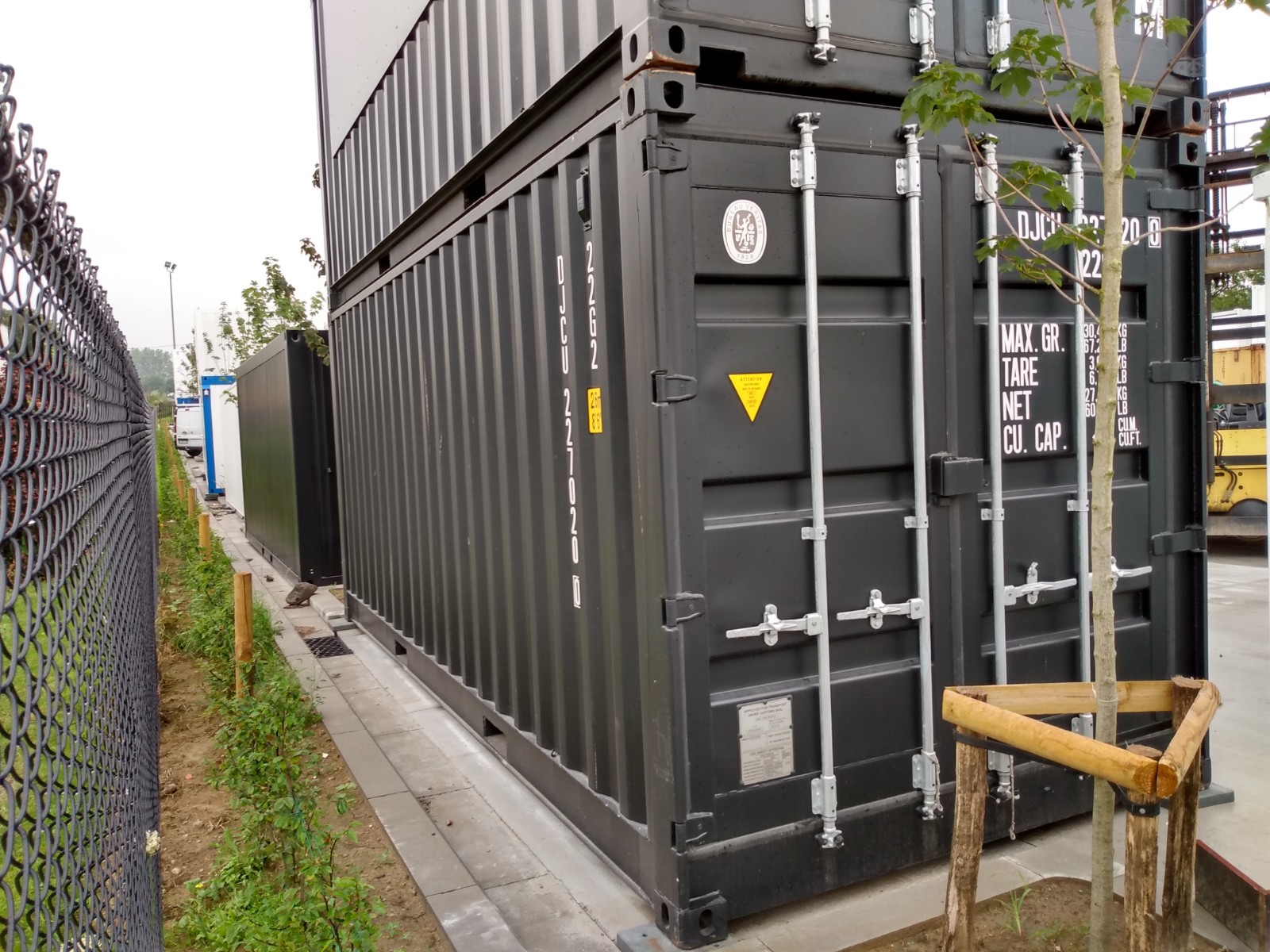 EERSTE REIS 20FT OPEN SIDE ZEECONTAINER ZWART Contai